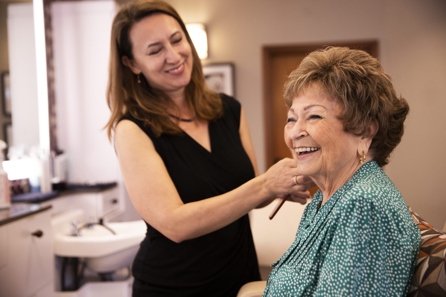 Resident Connections | SRG Senior Living